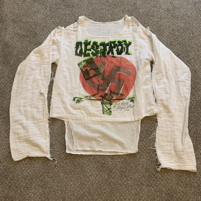 Vivienne Westwood Vintage Vivienne Westwood destroy Muslim bondage ...