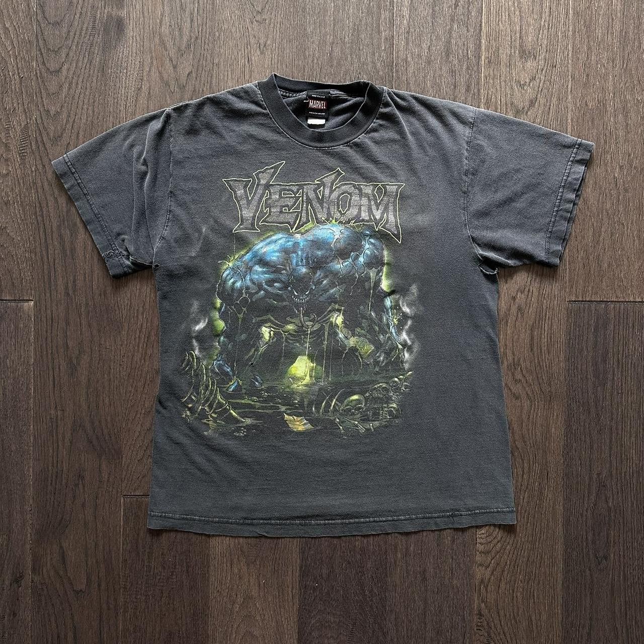 Vintage Vintage Y2K Marvel Mad Engine Venom Comic Thrashed T Shirt ...