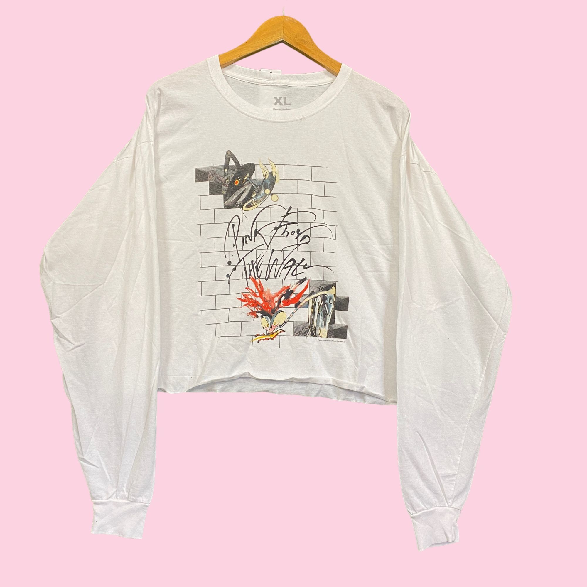Pink Floyd × Streetwear × Urban Outfitters Pink Floyd The Wall Rock ...