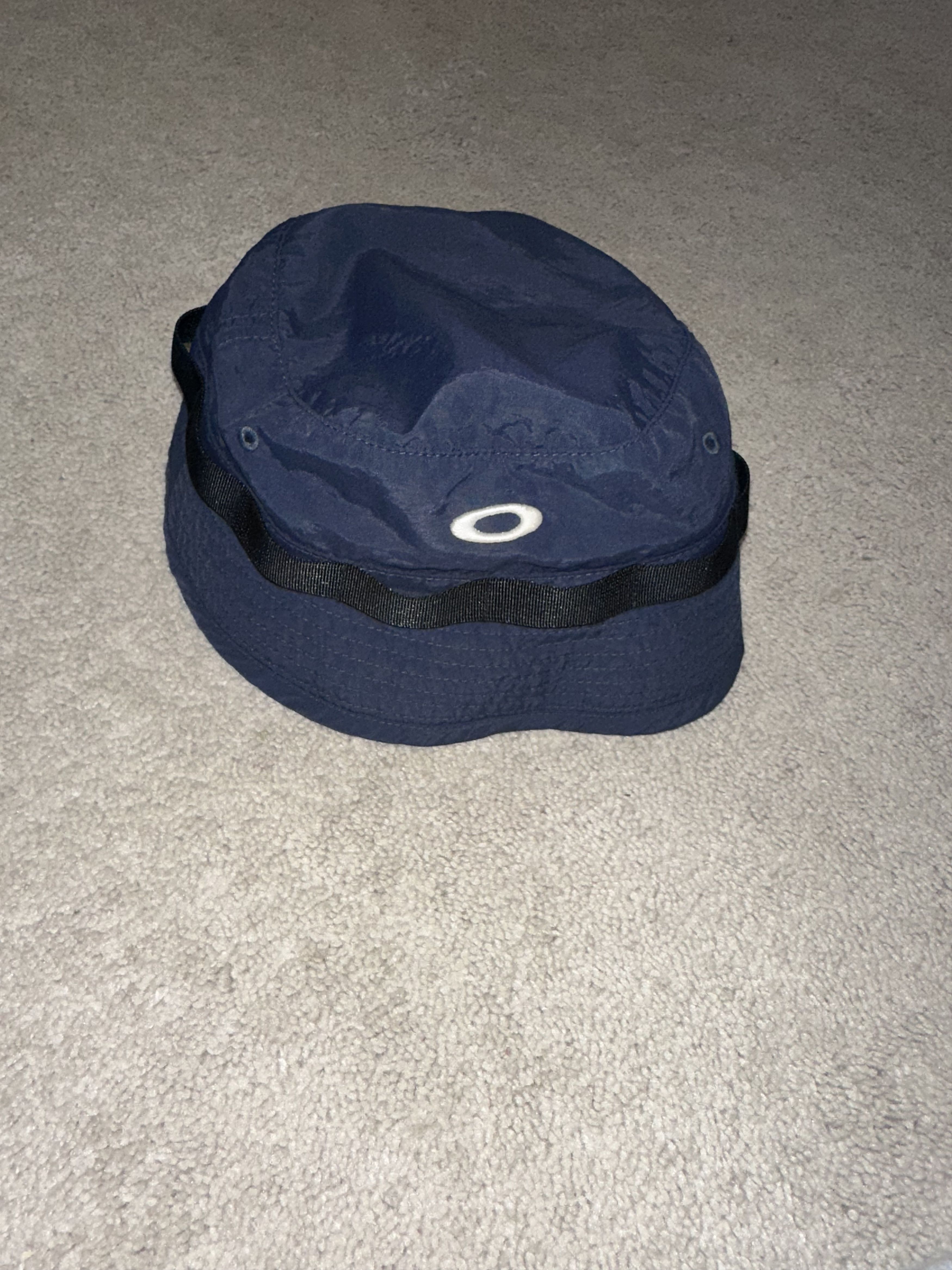 Oakley Oakley Graphic Bucket Hat | Grailed