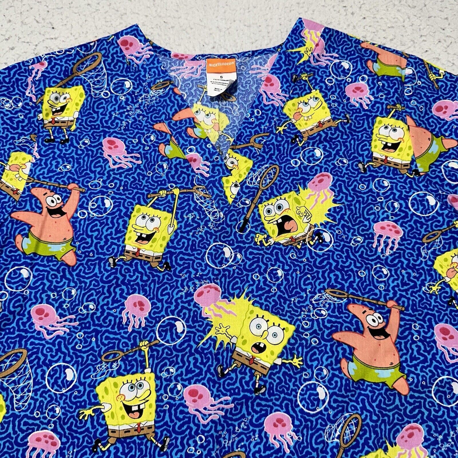 Nickelodeon Vintage Nickelodeon Small Spongebob Squarepants Scrubs Top ...