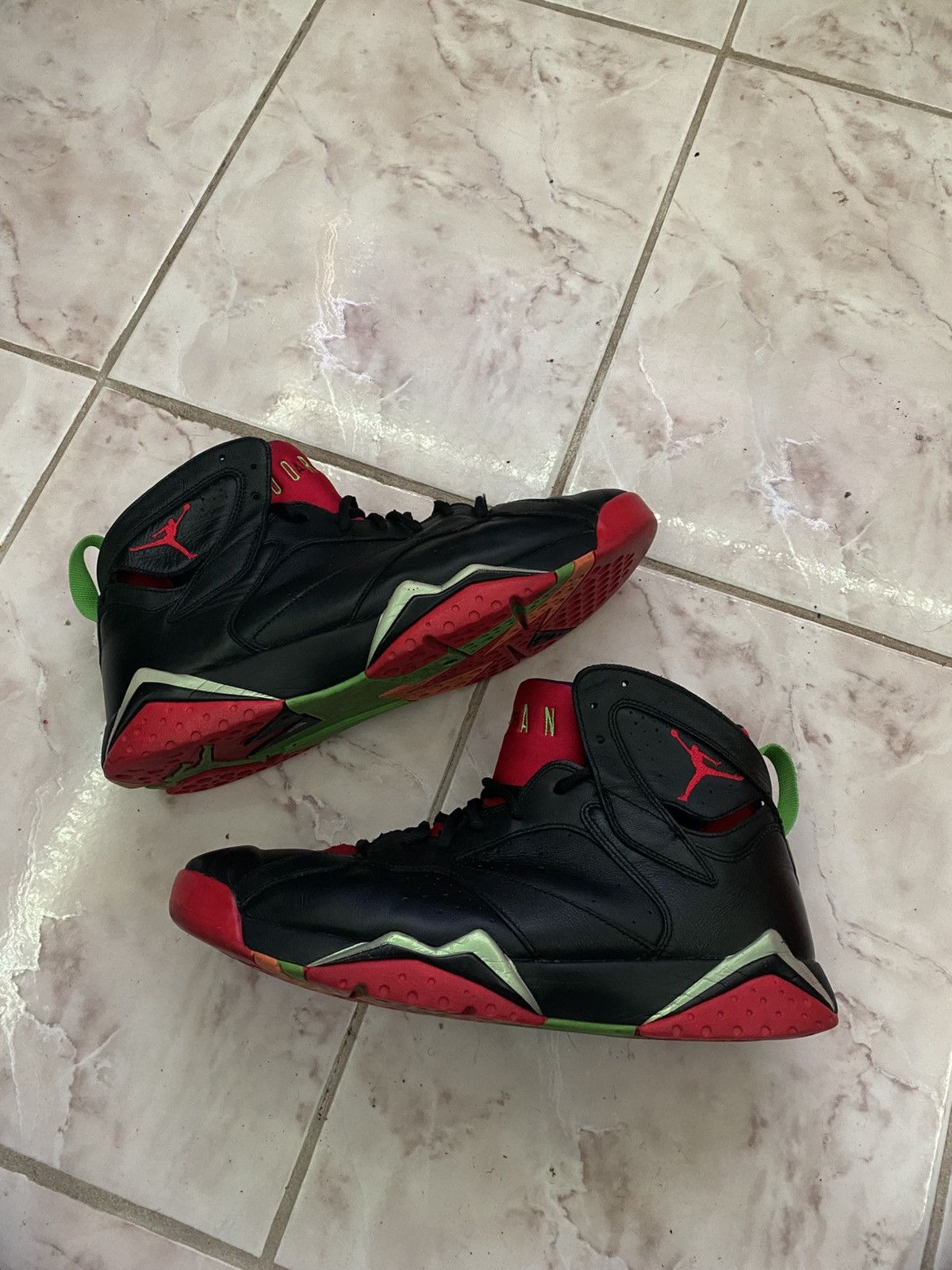 Nike Air jordan 7s Marvin the Martian | Grailed
