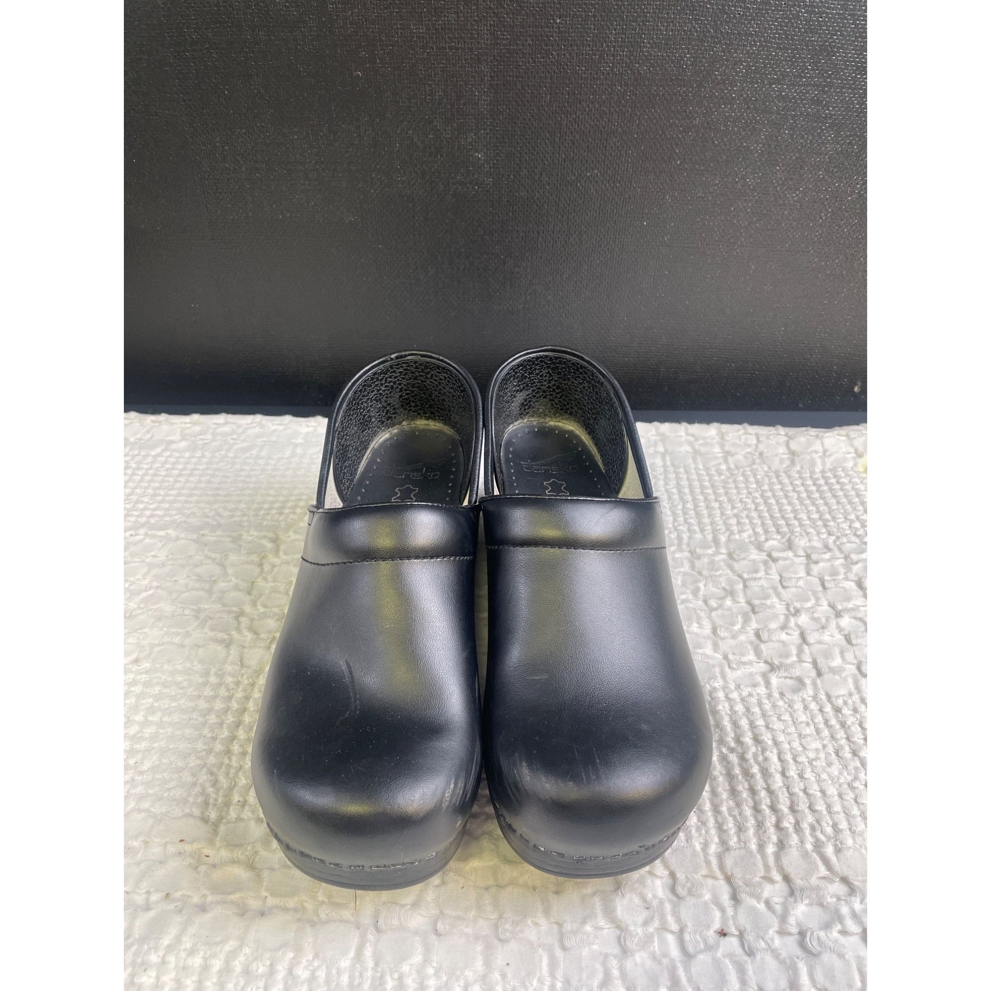 Dansko Dansko Womens Black Leather Clogs/Shoes, Slip on Size 41/9.5 ...