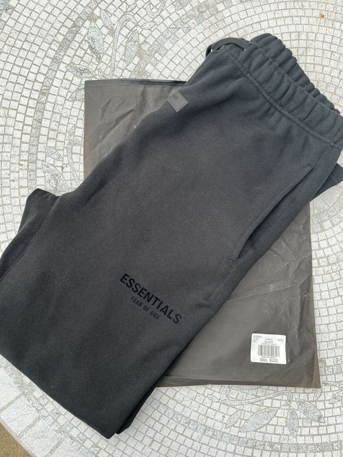 Fear of God Fear of God Essentials Relaxed Sweatpants Black SS22 | Grailed