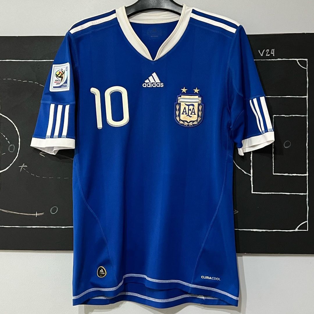 Soccer Jersey × Very Rare × Vintage Argentina 2010 Away Lionel Messi ...