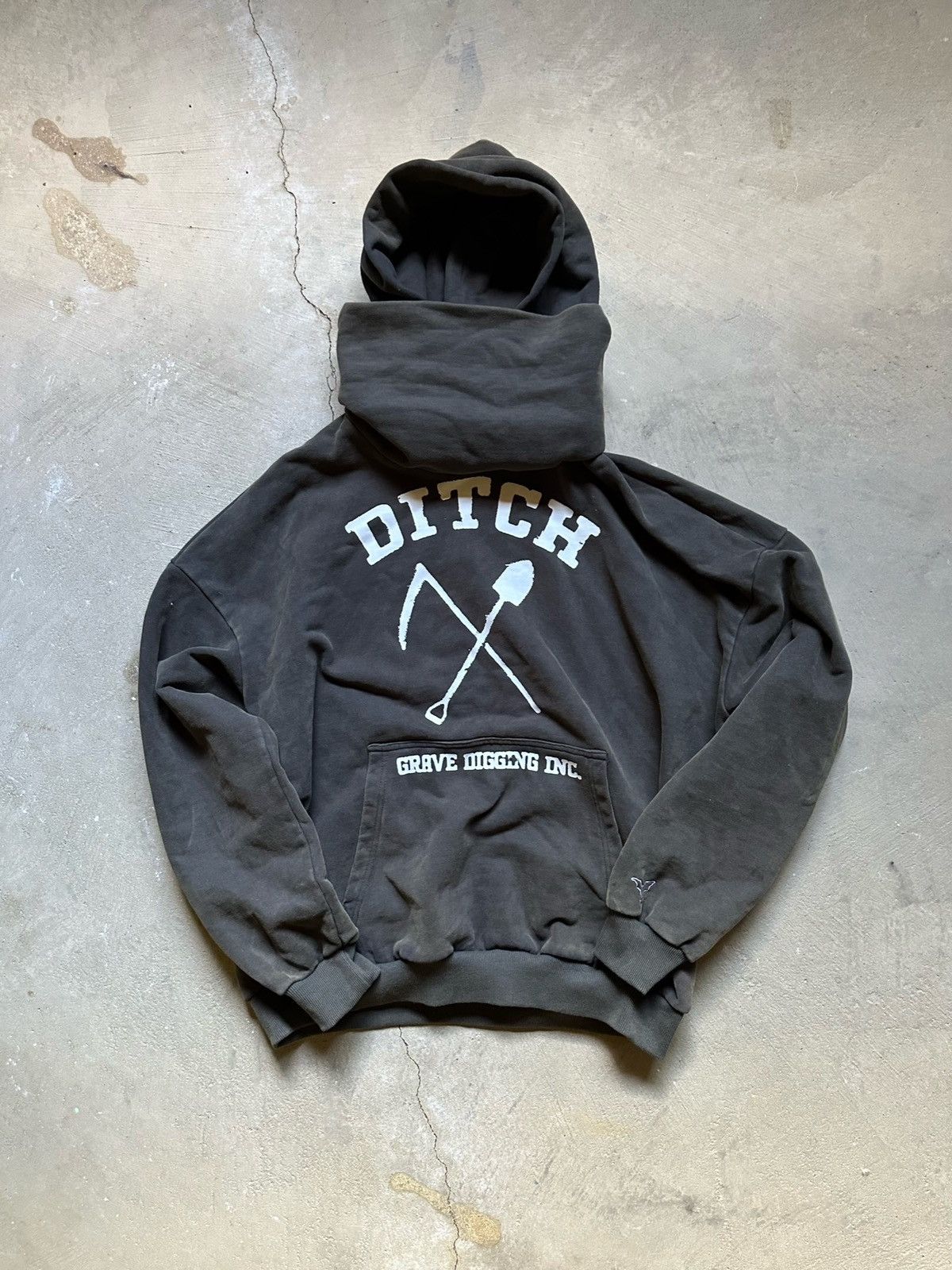 Japanese Brand × Other × Streetwear Rare Ditch LA Masked Hoodie size XL ...