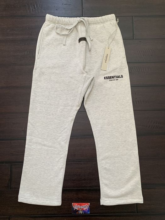 Fear of God Fear Of God Essentials Relaxed Sweatpants Light Oatmeal XL | Grailed