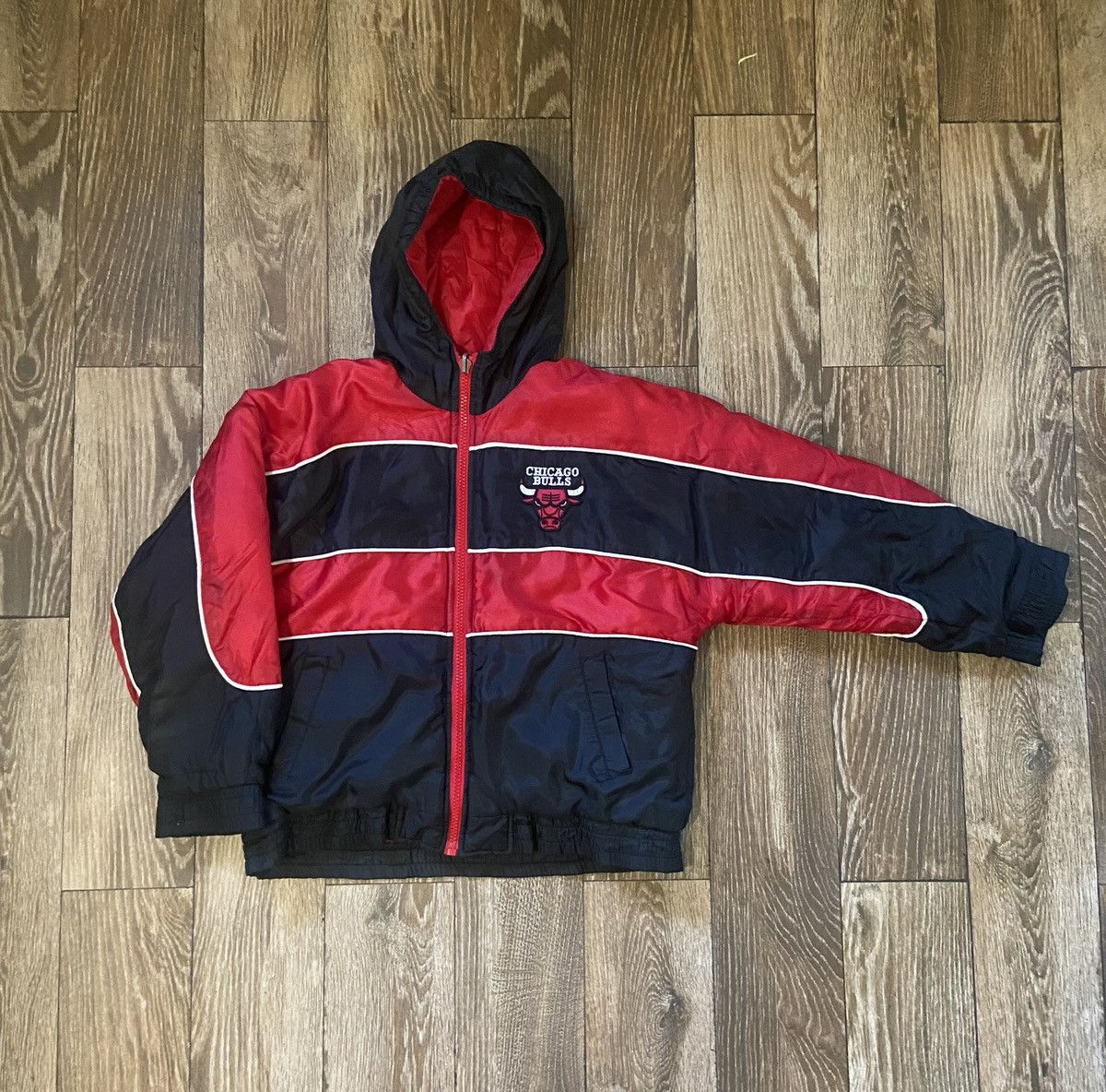 Vintage Vintage Pro Player Chicago Bulls Reversible Puffer Jacket | Grailed