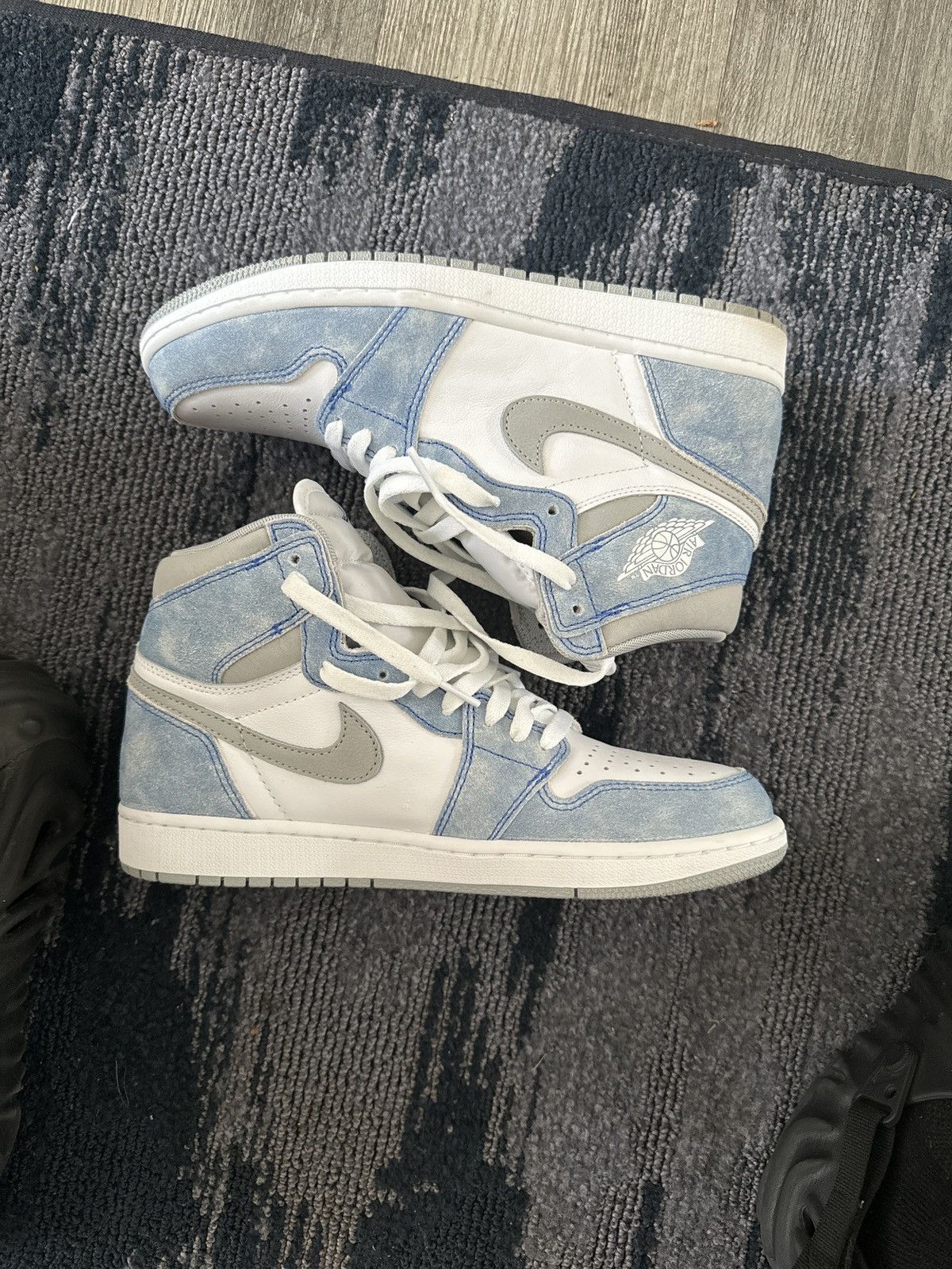 Nike Air Jordan 1 High OG ‘Hyper Royal’ | Grailed