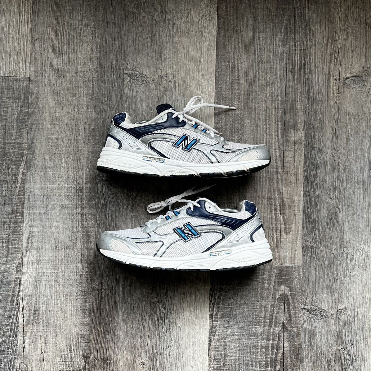 New Balance × Vintage NEW BALANCE • Heritage 883 (11M) | Grailed