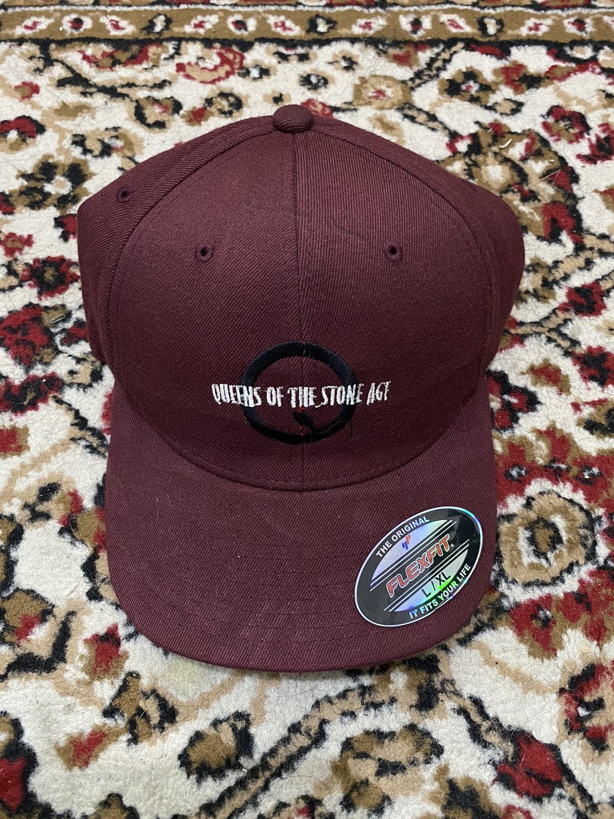 Band Tees × Rock Band × Vintage Queens of the stone age Flexfit hat ...