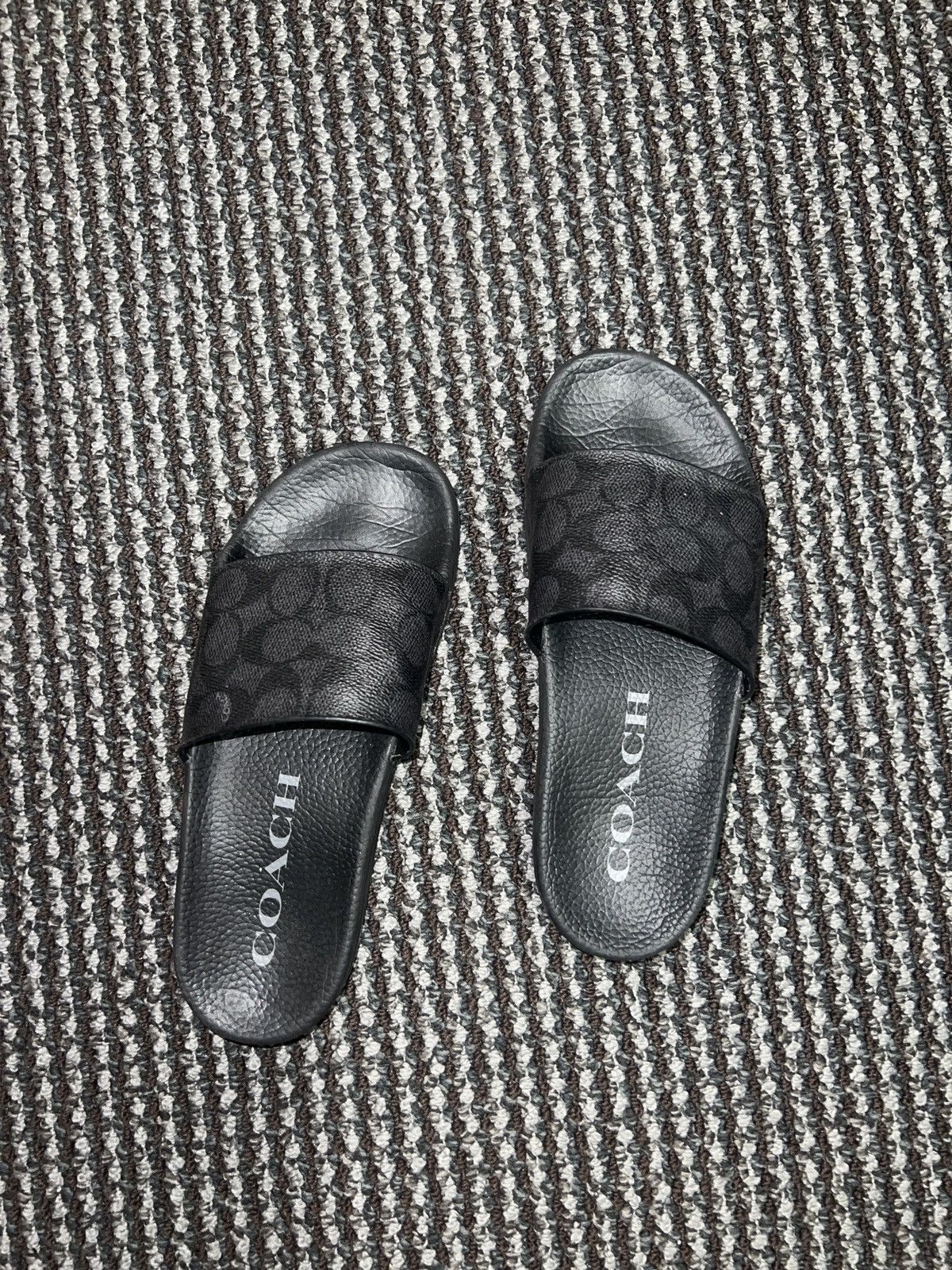 Coach Coach slippers | Grailed