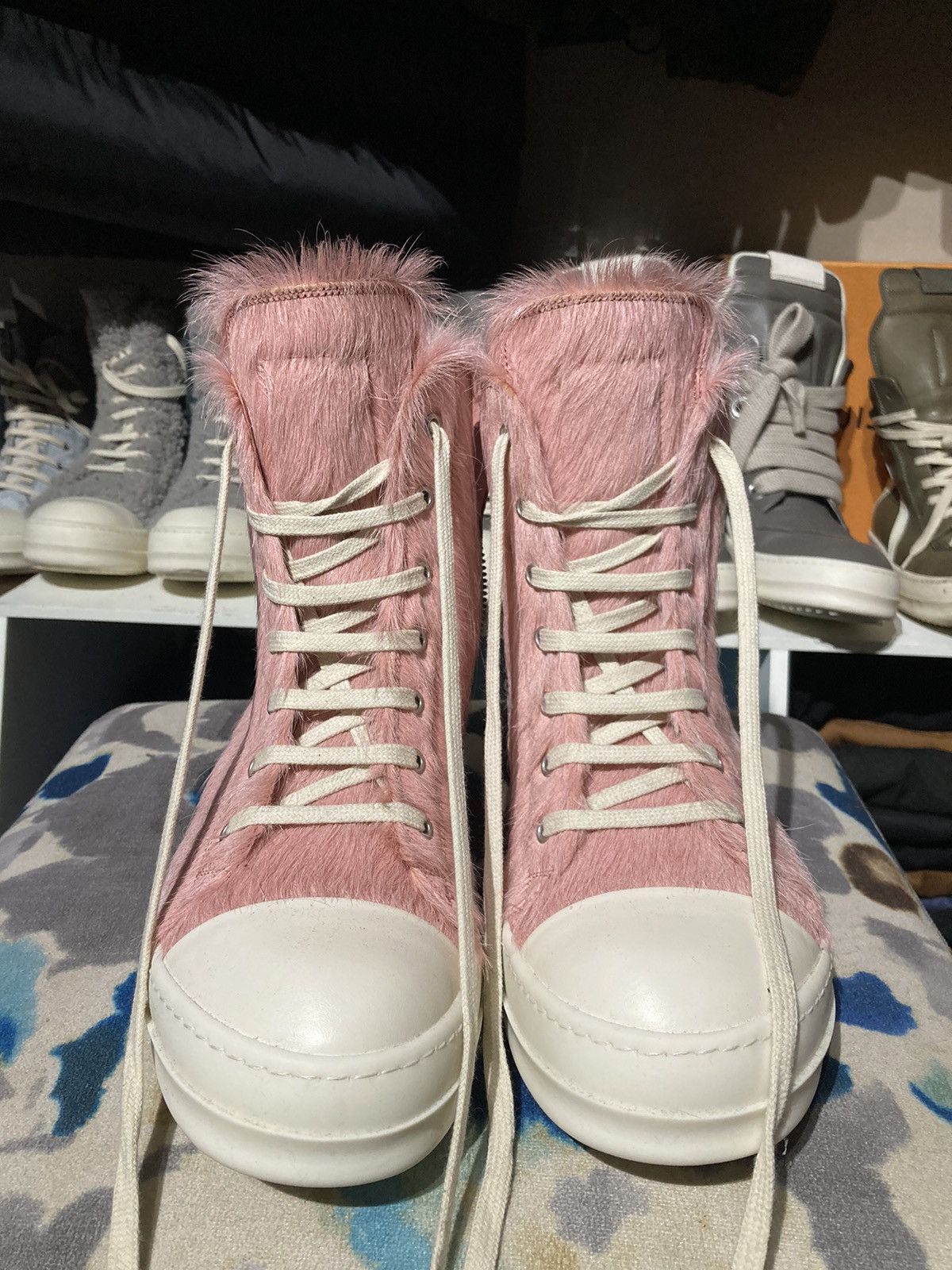 Rick Owens NEW DIRTY PINK / MILK RAMONES PONY HAIR FUR 43 10US | Grailed