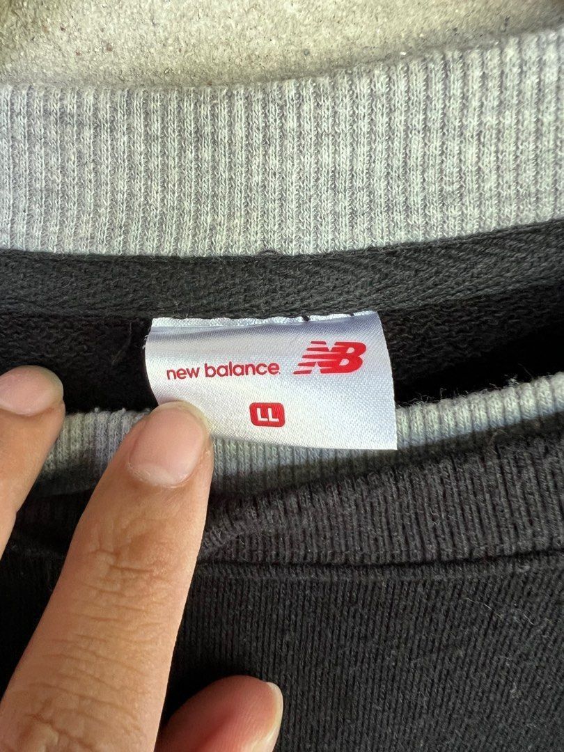 New Balance New Balance Small Logo Sweatshirt | Grailed