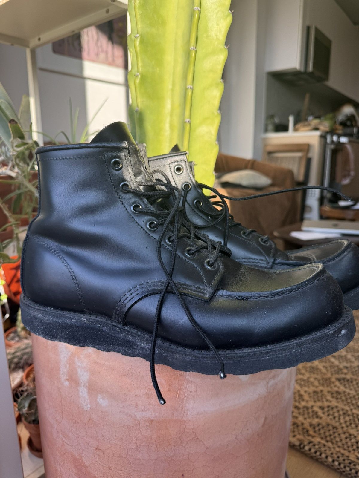 Red Wing Red Wing Classic Moc 6-Inch Boots in Black Harness Leather ...