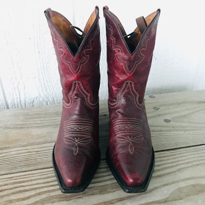 JB DILLON Vintage JB Dillon Women Wine Leather Western Shorty Boot 9 B ...