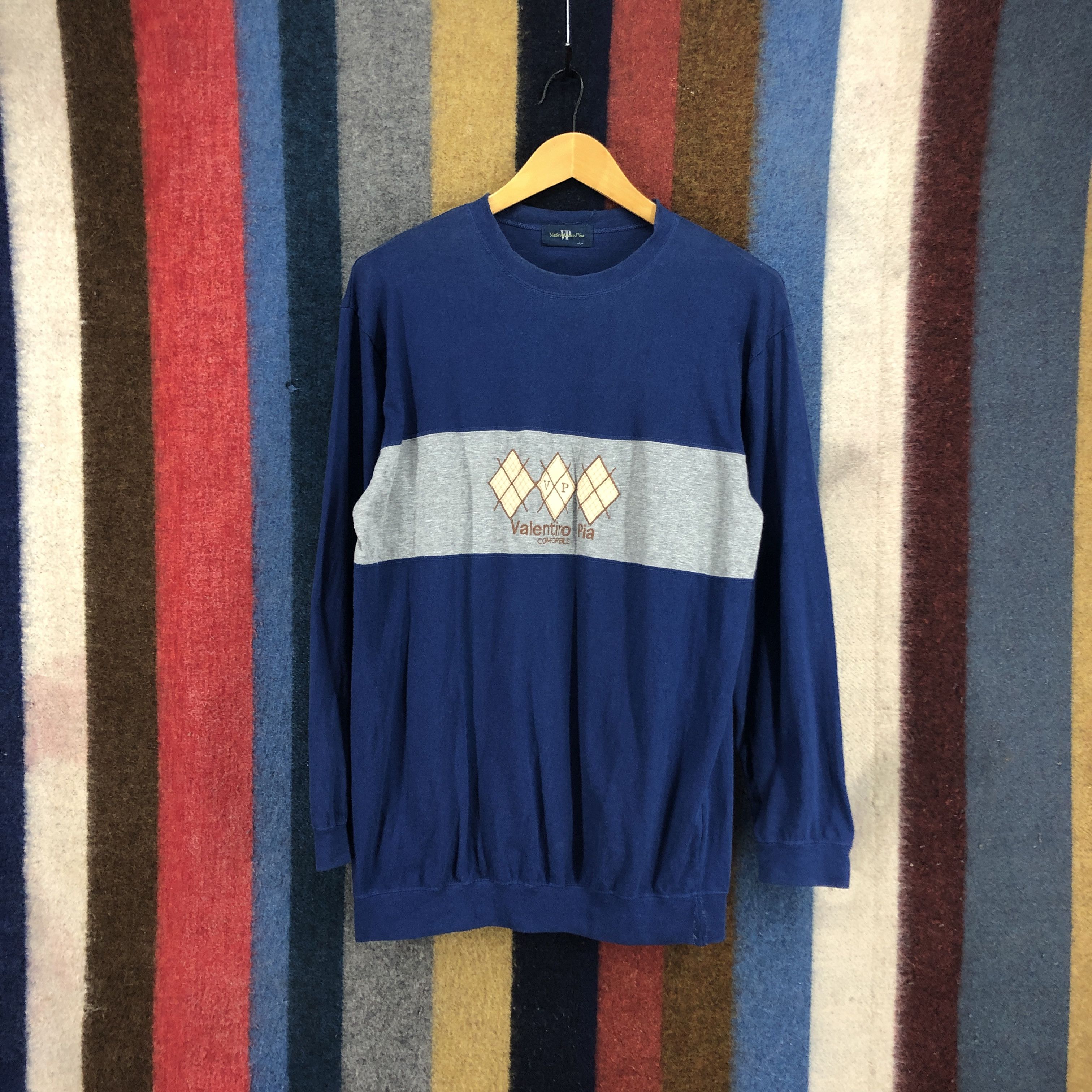 Italian Designers × Streetwear VALENTINO PIA Crew Neck Sweatshirt #0383 ...