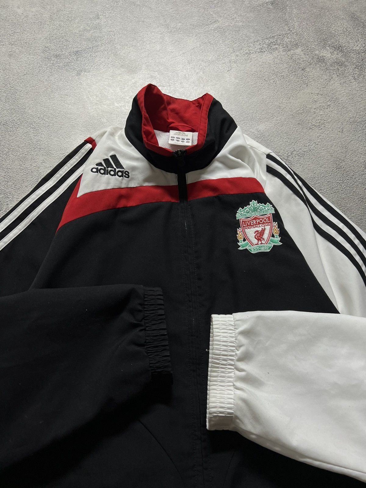 Adidas × Liverpool × Streetwear Vintage Y2k Adidas Liverpool 🤍🖤 Soccer ...