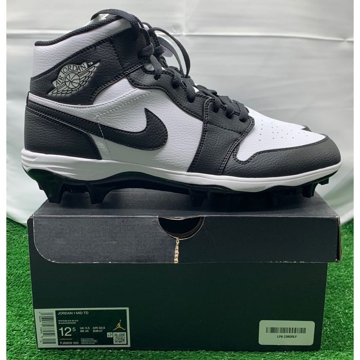 Jordan Brand Air Jordan 1 Mid Football Cleat Panda FJ6805-100 Sz 12.5 ...