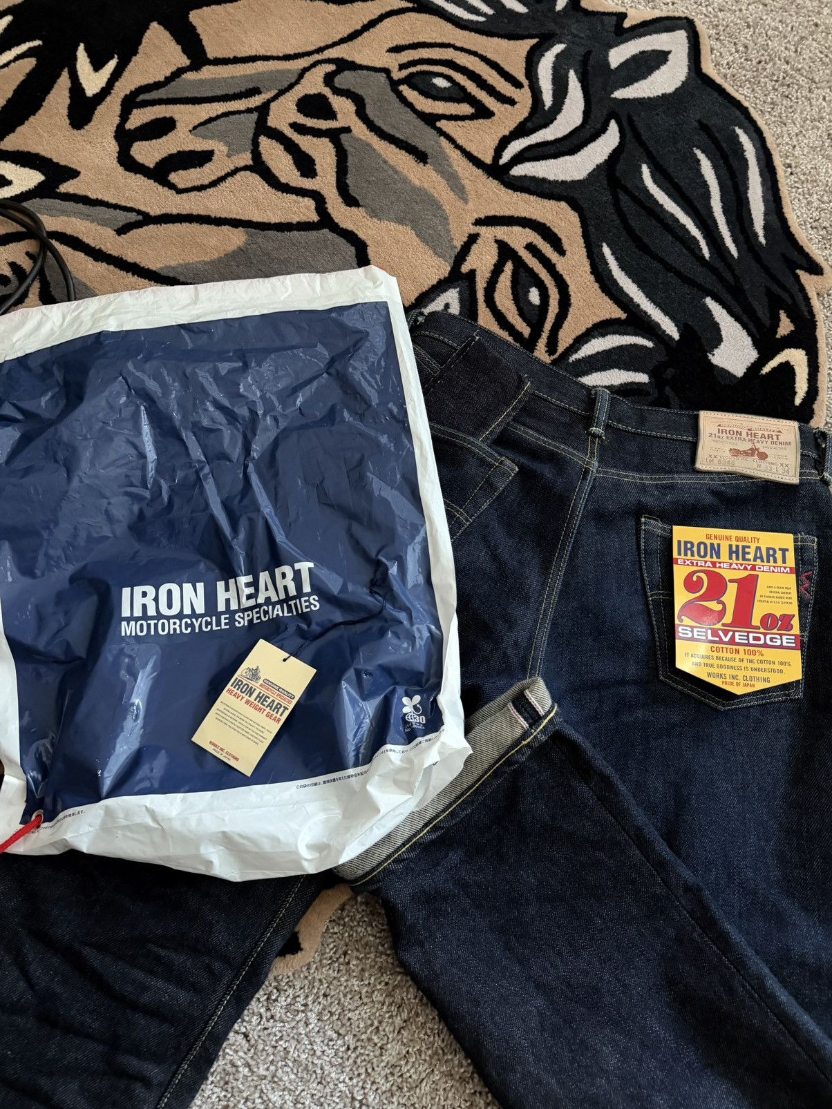 Iron Heart Iron Heart 634S straight leg 21oz selvedge denim size 33 ...