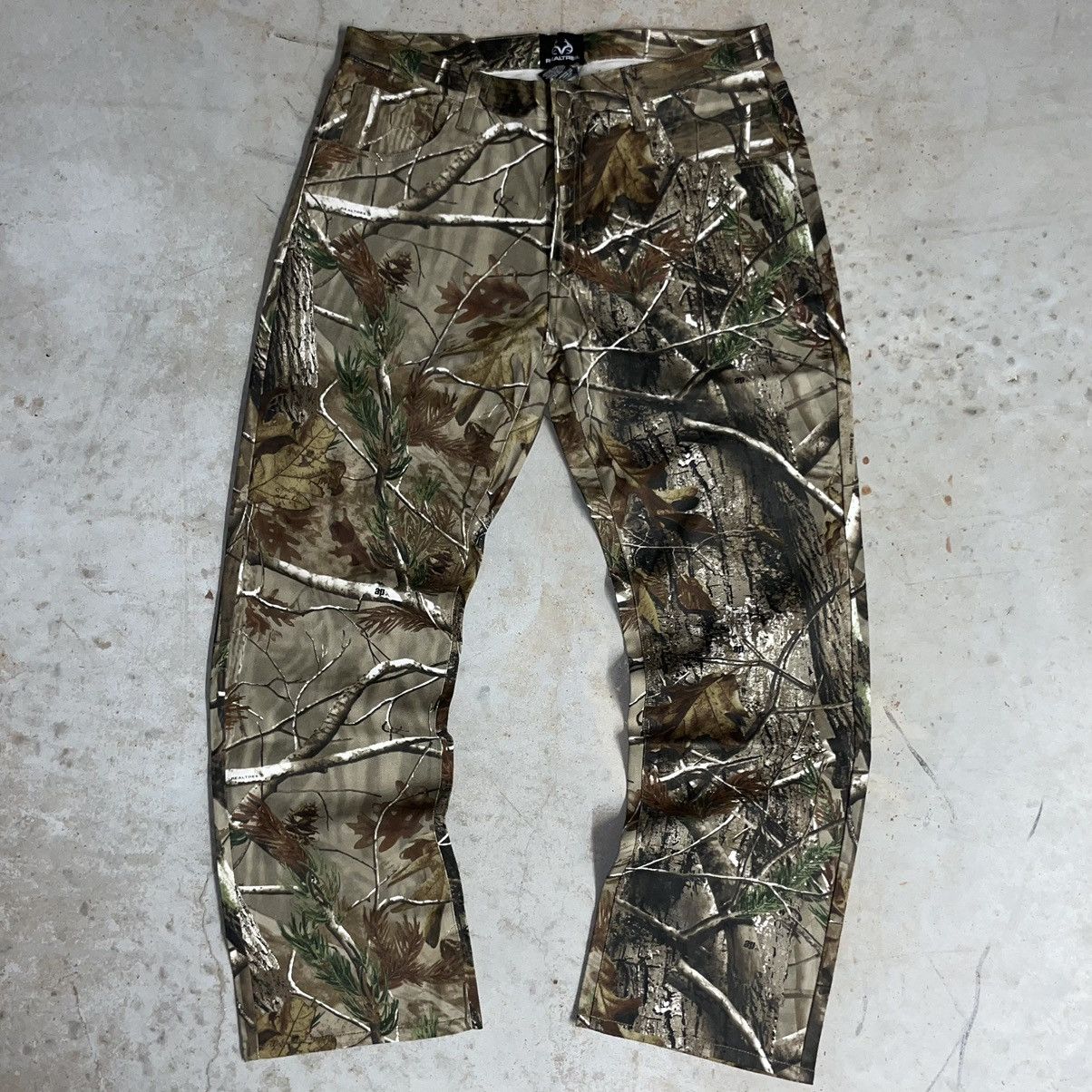 Realtree × Streetwear × Vintage Crazy Vintage Carhartt Style Real Tree ...