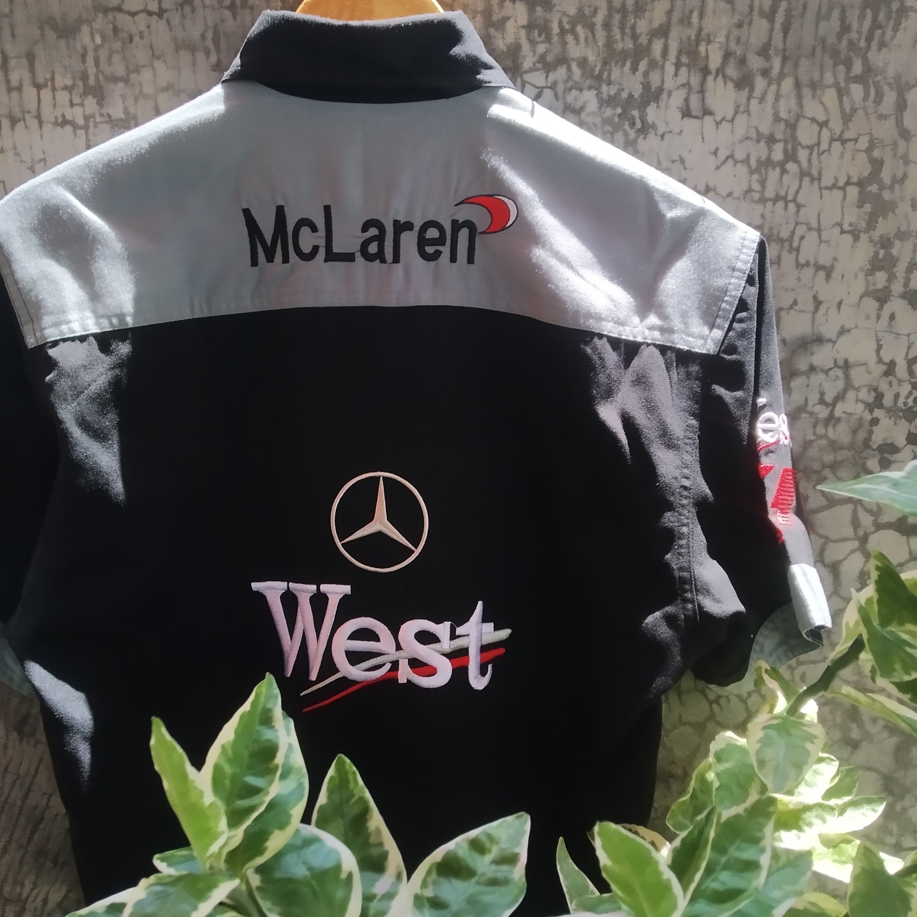 Mercedes Benz 💥 Mercedes-benz McLaren Formula 1 Pit Crew Racing Team ...