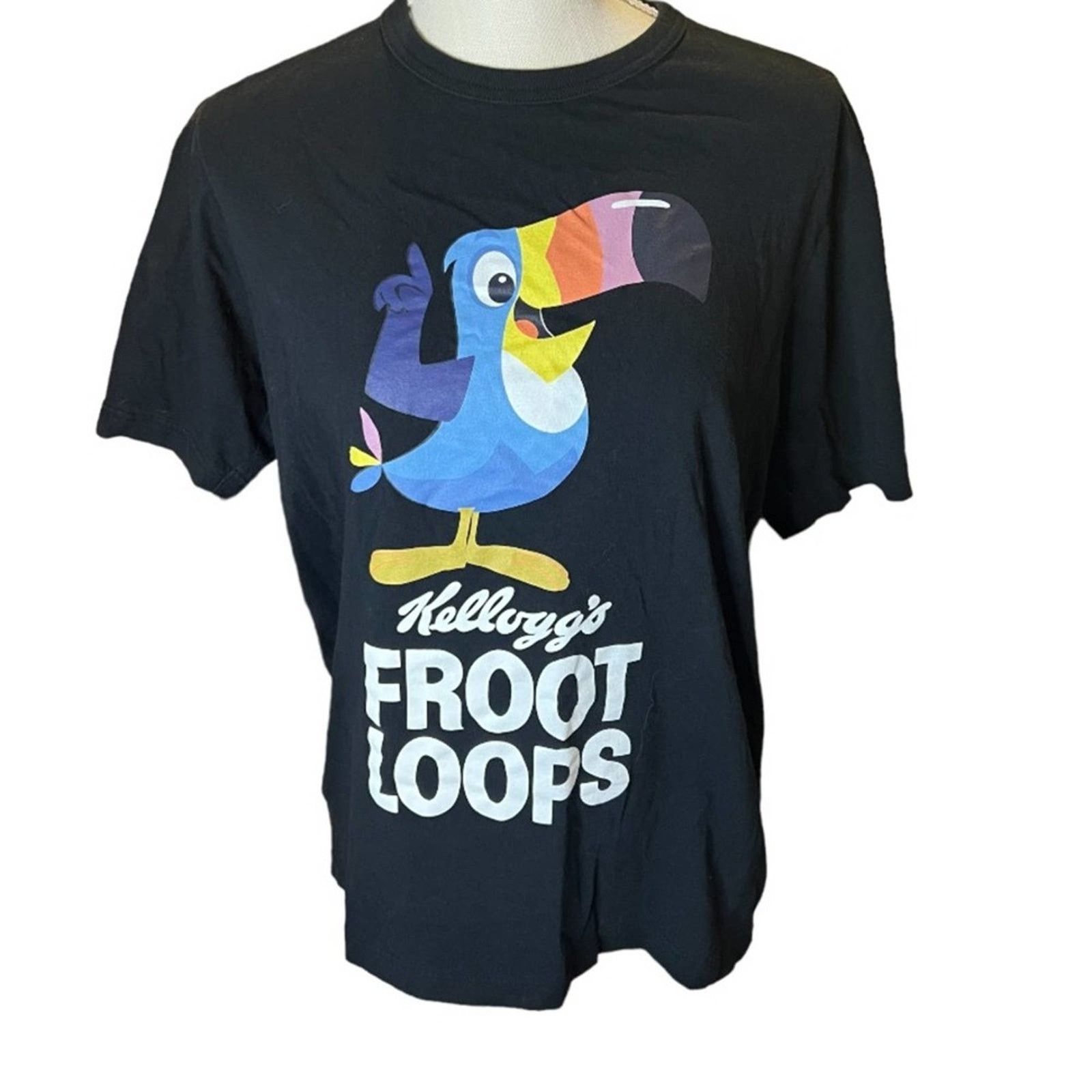 Uniqlo Kellogg’s Froot Loops T-shirt. Size medium. Uniqlo | Grailed