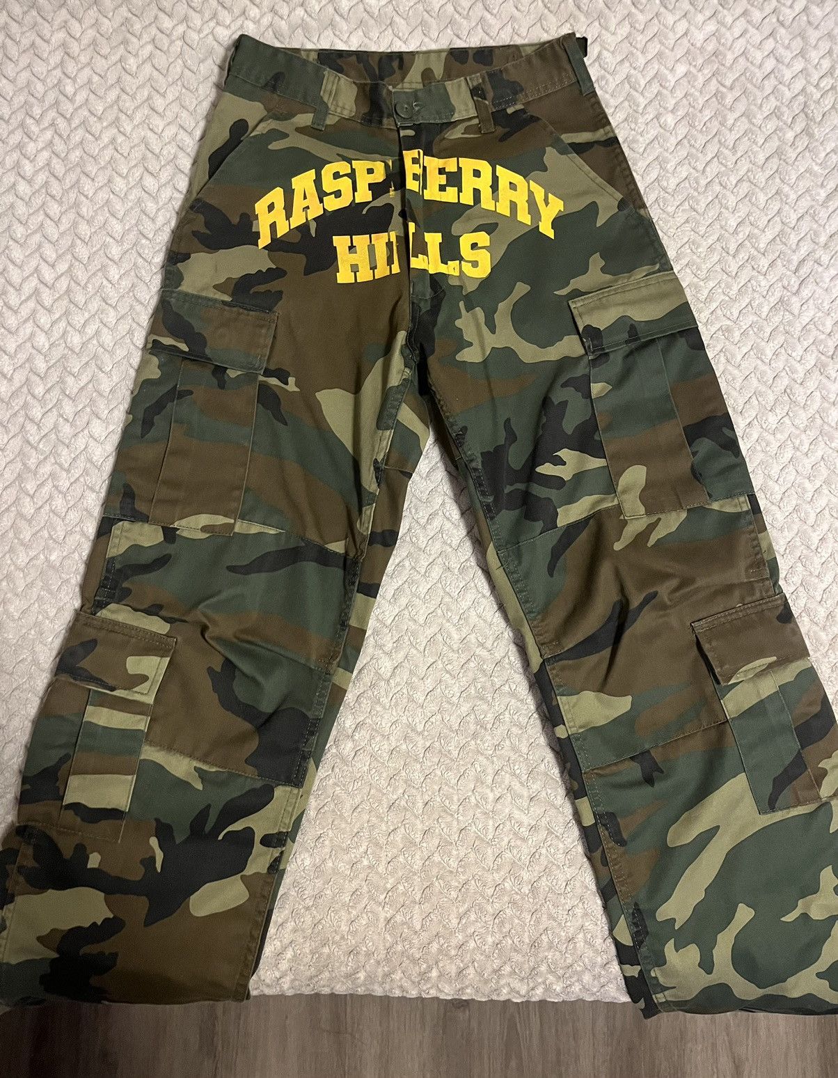 Streetwear × The GV Gallery × Vintage Raspberry Hills Camo Pants | Grailed