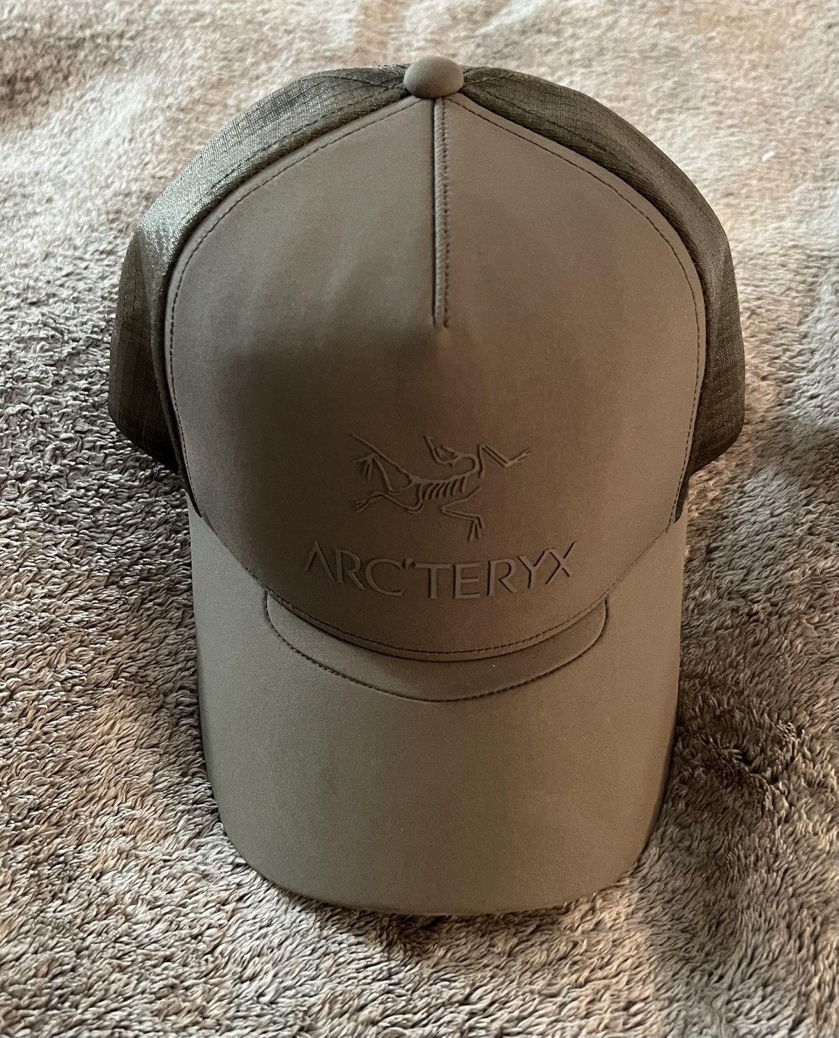 Arc'Teryx ARCTERYX BIRD TOQUE TRUCKER HAT GREY | Grailed