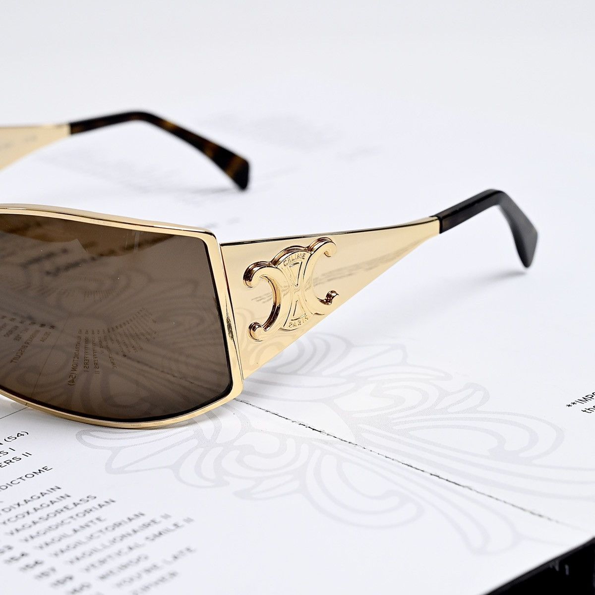 Celine CELINE CL40283U SUNGLASSES | Grailed