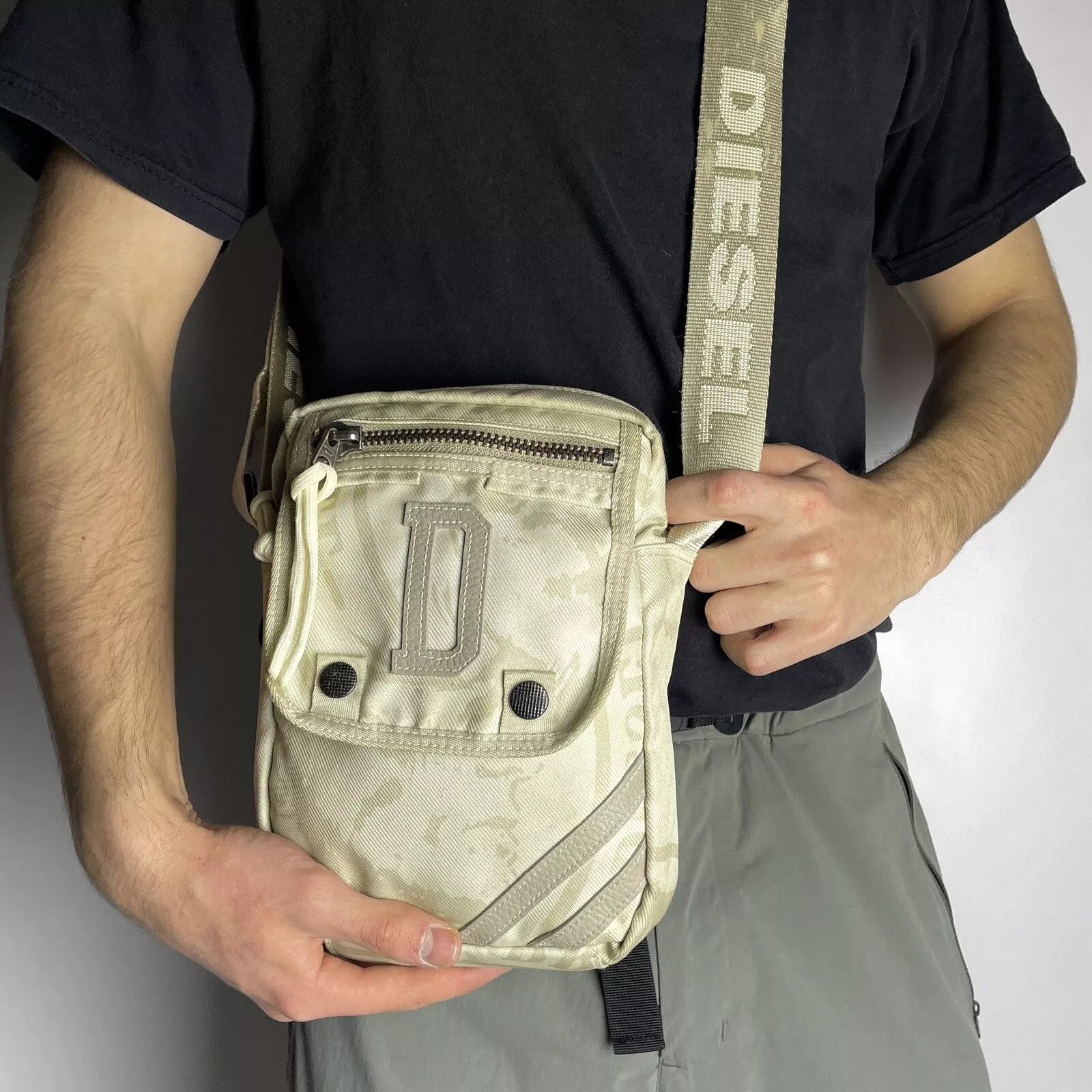 Diesel DIESEL 00s Beige Denim Denim Crossbody Messenger Bag | Grailed