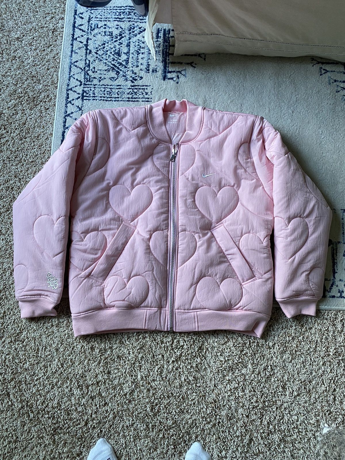 Drake × Nike F&F Drake CLB Nike Heart Puffer Jacket Pink Friends ...