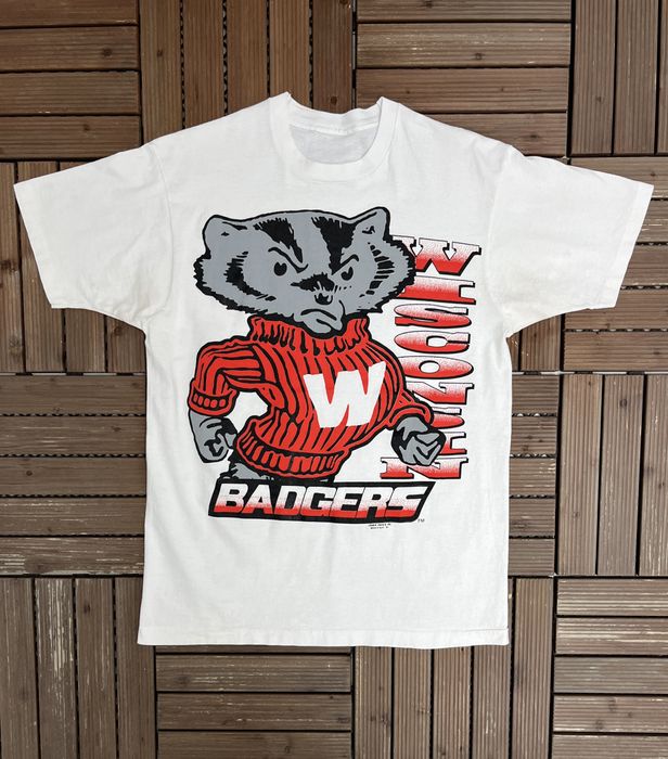 Vintage Wisconsin Badgers Big Graphic Vintage White T-Shirt | Grailed