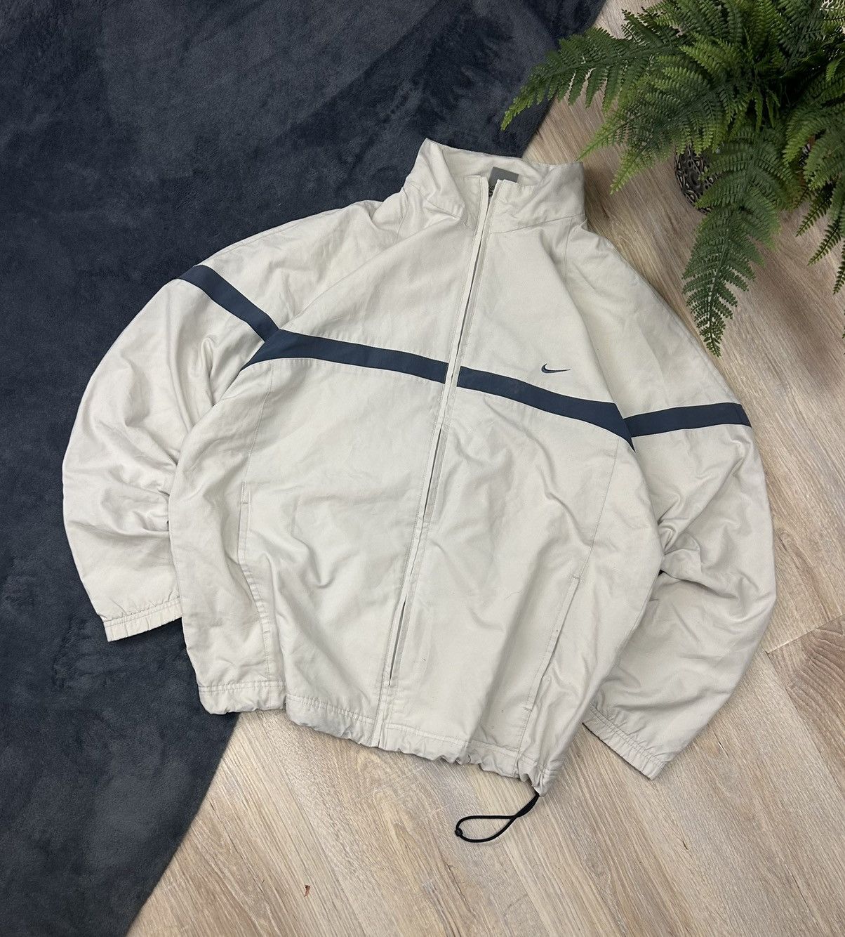 Nike × Streetwear × Vintage 90s Vintage Nike Retro Swoosh Logo ...