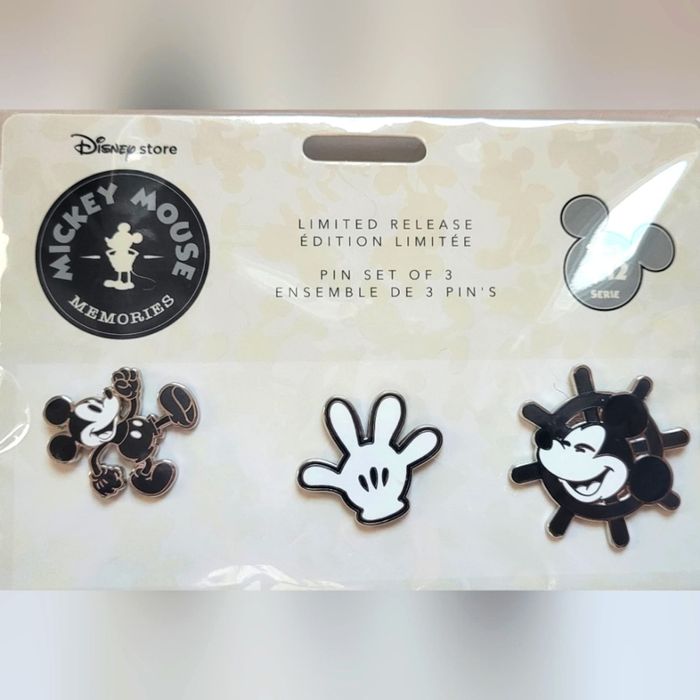 Disney Limited Edition Mickey Mouse Memories pin set | Grailed
