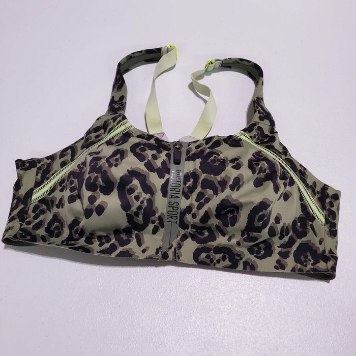 Victoria's Secret Victoria Secret Women Bra 38C Green Cheetah ...