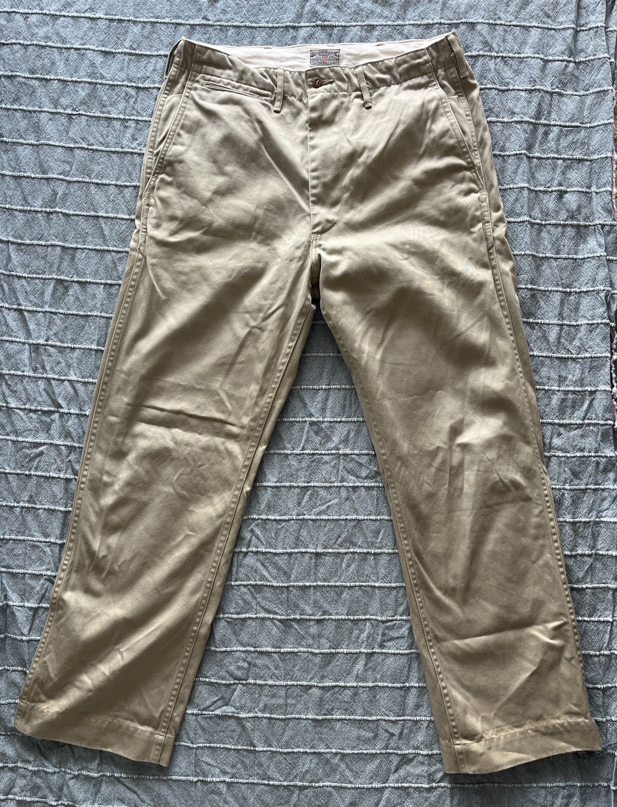 Buzz Rickson's × Toyo Enterprises Buzz Ricksons original spec chinos in ...