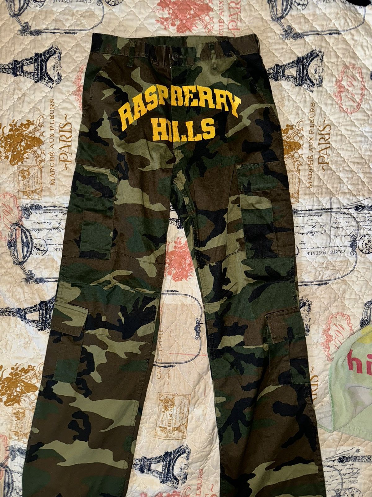 The GV Gallery GV Gallery Raspberry Hills Army Camo Cargo | Grailed