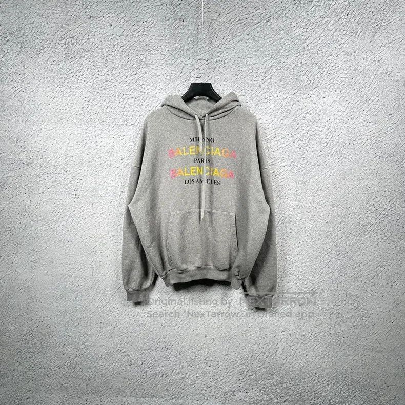 Balenciaga Balenciaga Gray letter logo print gradient color classic h ...