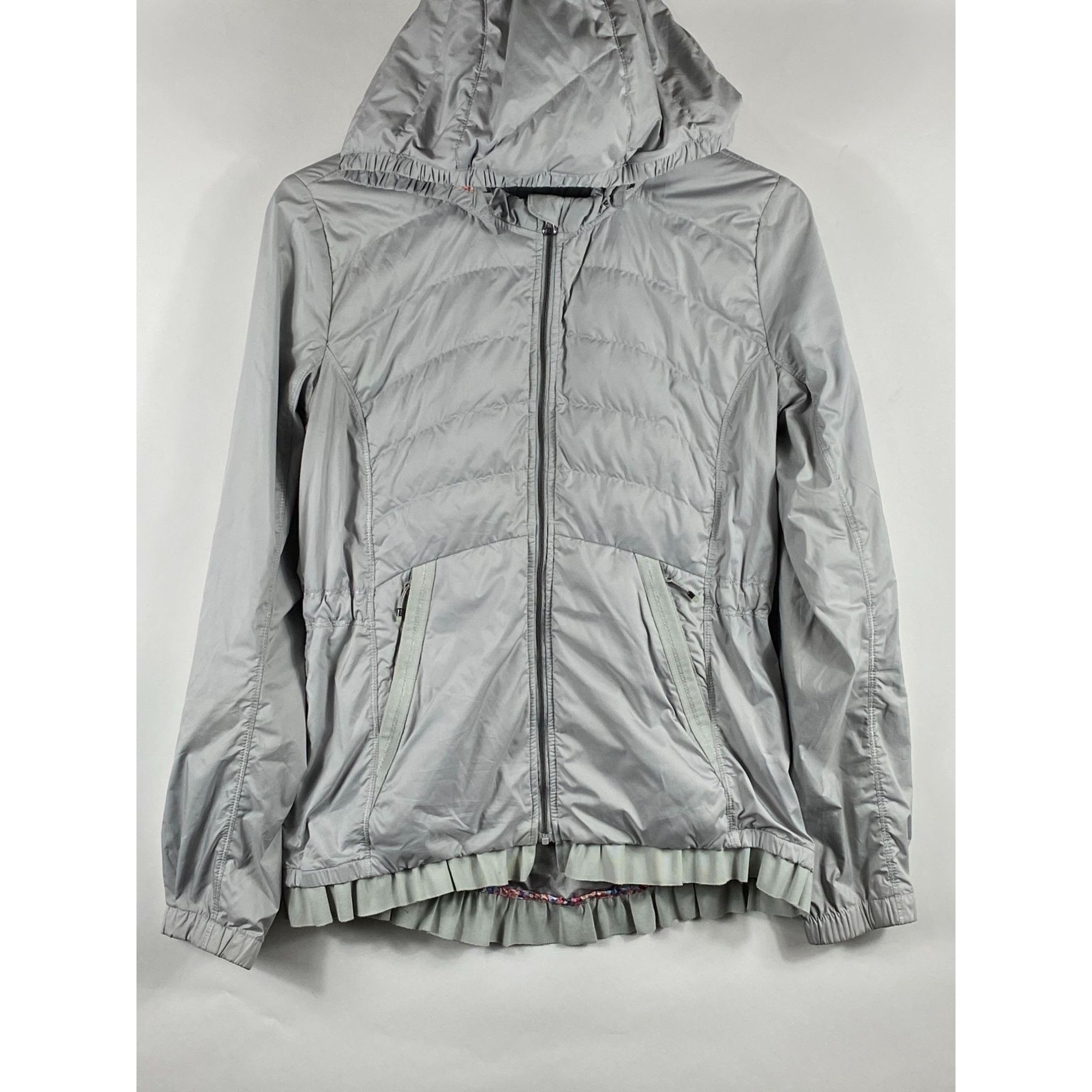Lululemon Lululemon Spring Fling Puffer Windbreaker Jacket Silver (See ...