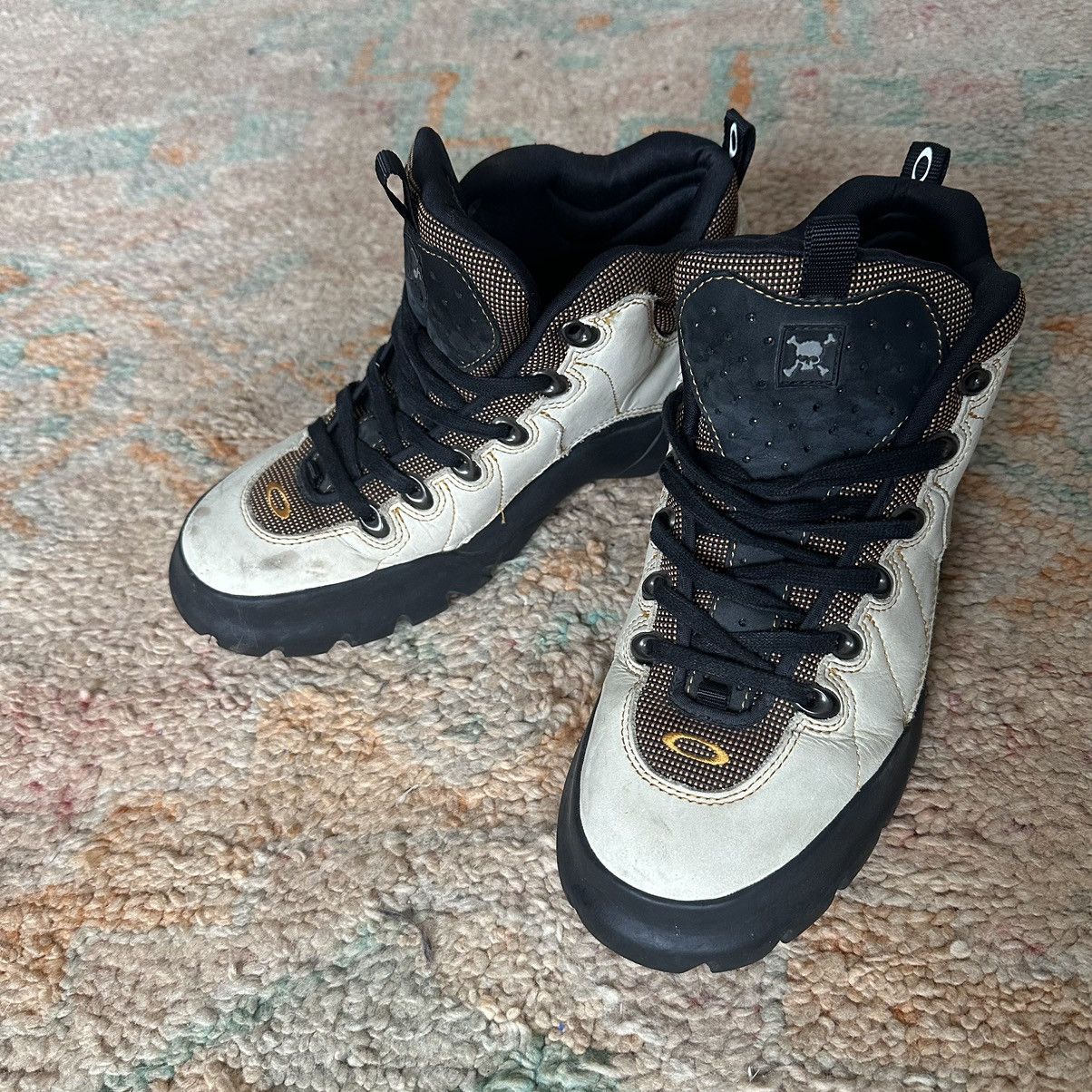 Oakley Oakley Nail Skull and Crossbones Mid-Top Sneakers | Grailed