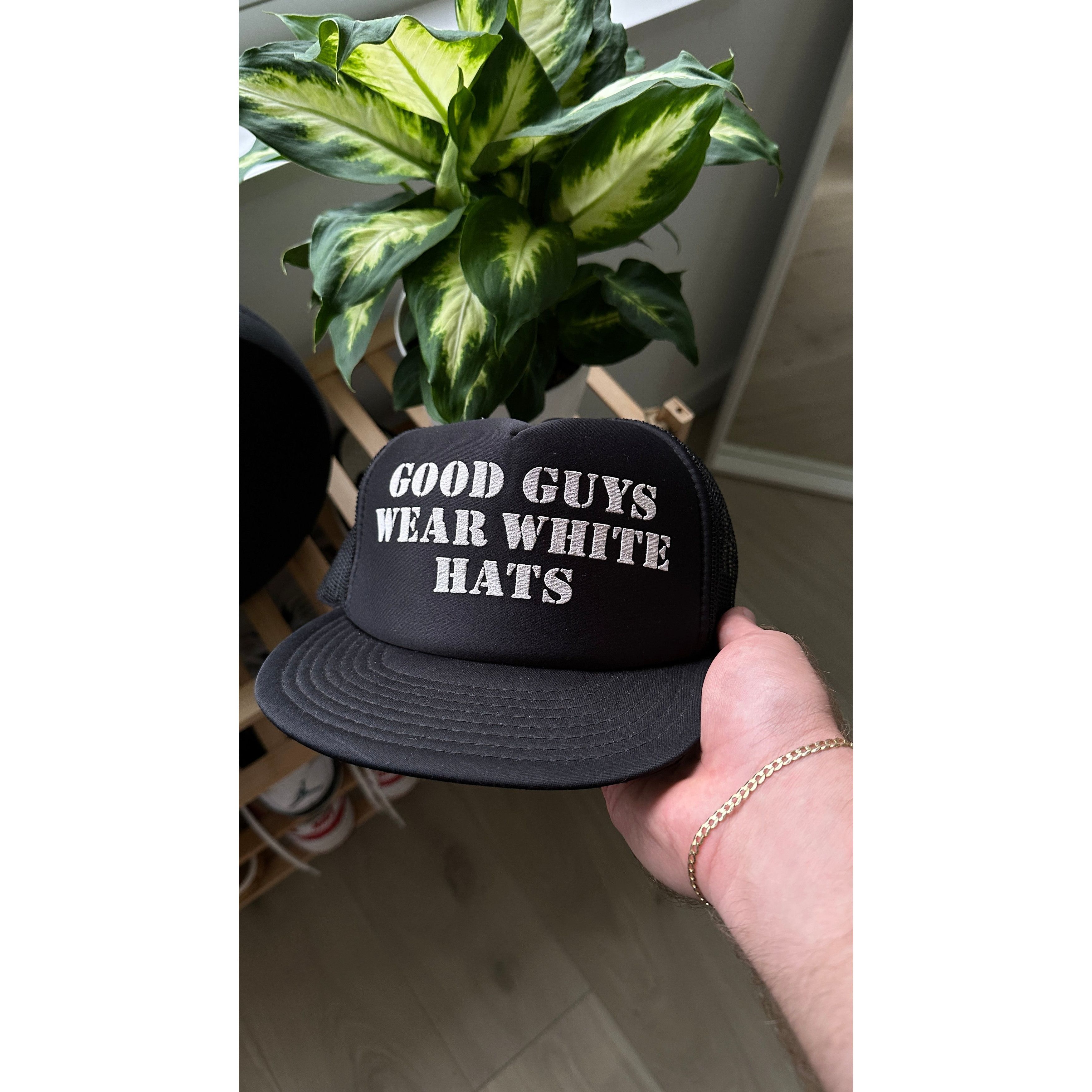 Streetwear × Trucker Hat × Vintage 80s Vintage “Good Guys Wear White ...
