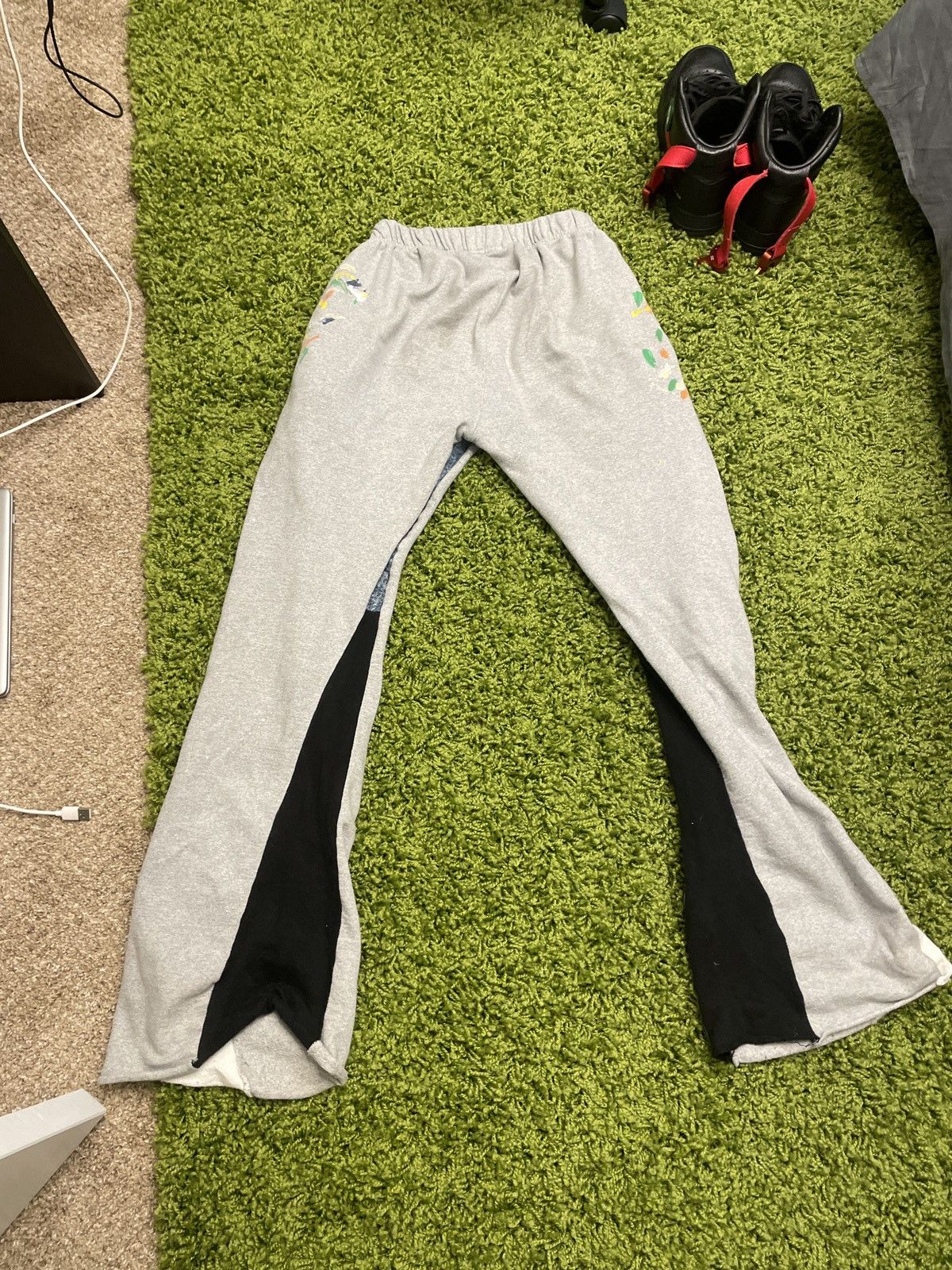 Mnml Mnml Flared Sweatpants Grailed
