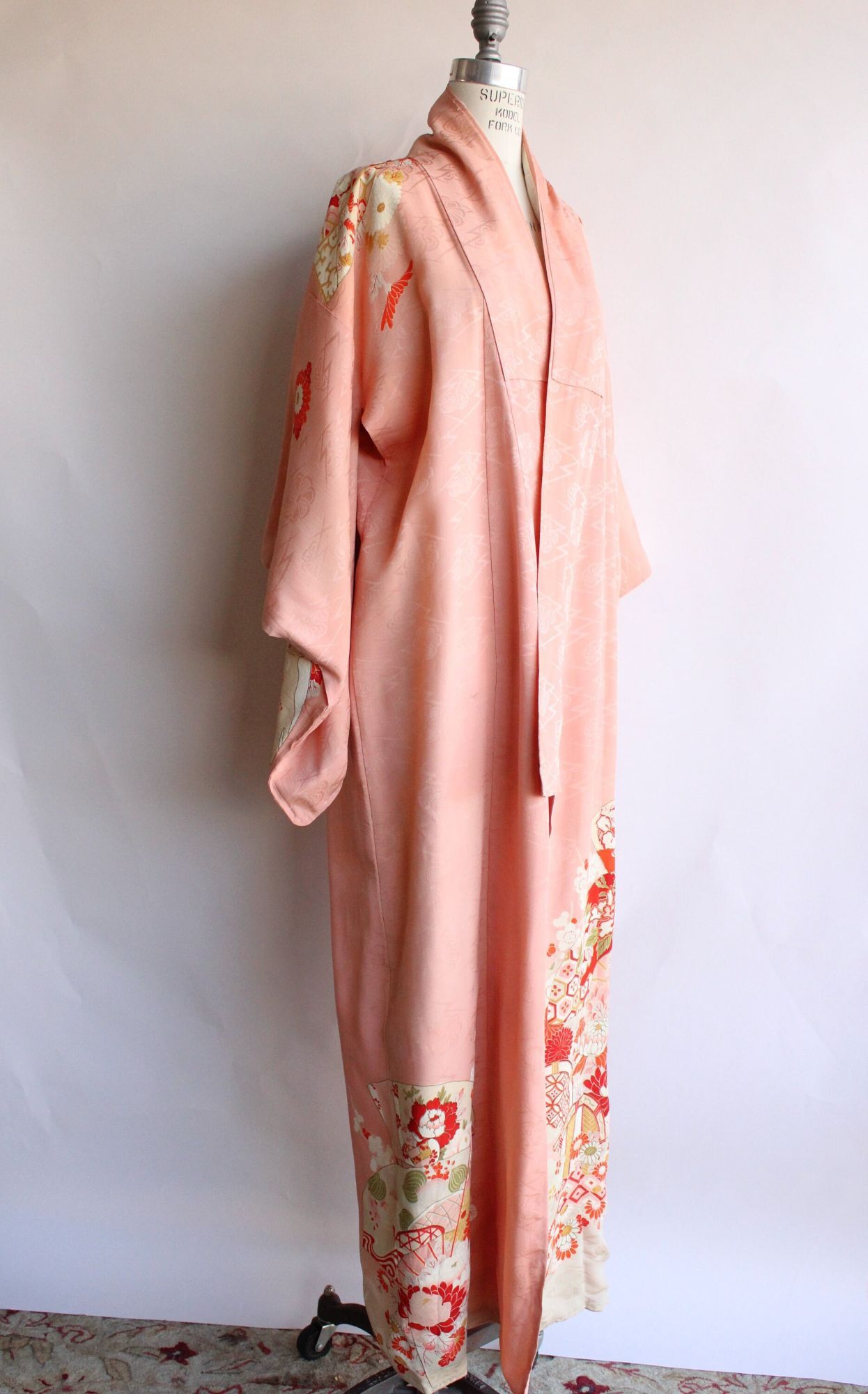 Vintage Vintage Kimono Robe with Obi, Silk Japanese Chu Furisode Pin ...