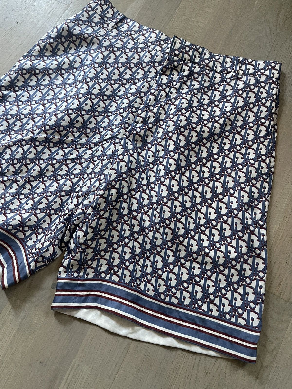 Dior DIOR OBLIQUE men shorts see sizes in photos by tape measure | Grailed