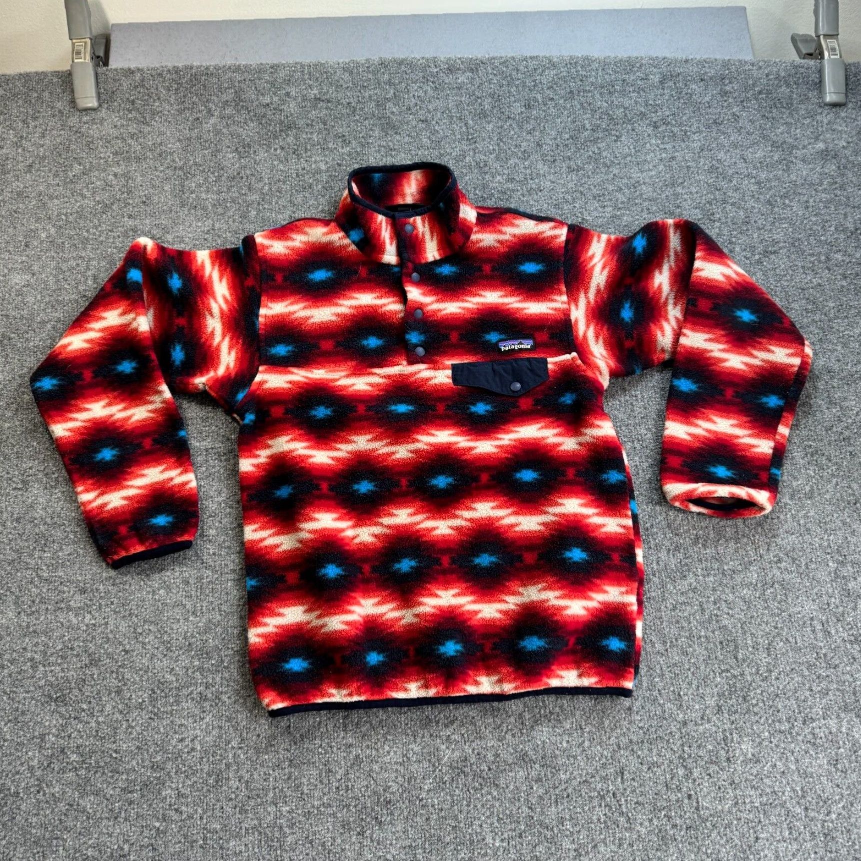 Patagonia Southwestern Aztec Print Fleece Pullover in Soft Synchilla ...