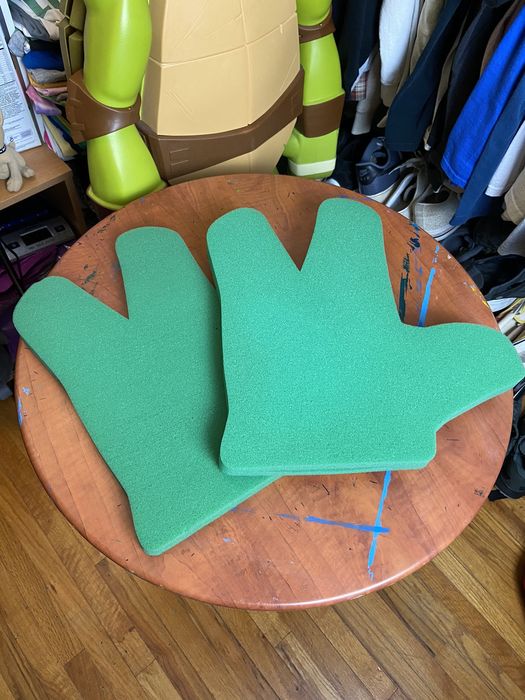 Vintage Teenage Mutant Ninja Turtles High 3 Foam Fingers | Grailed