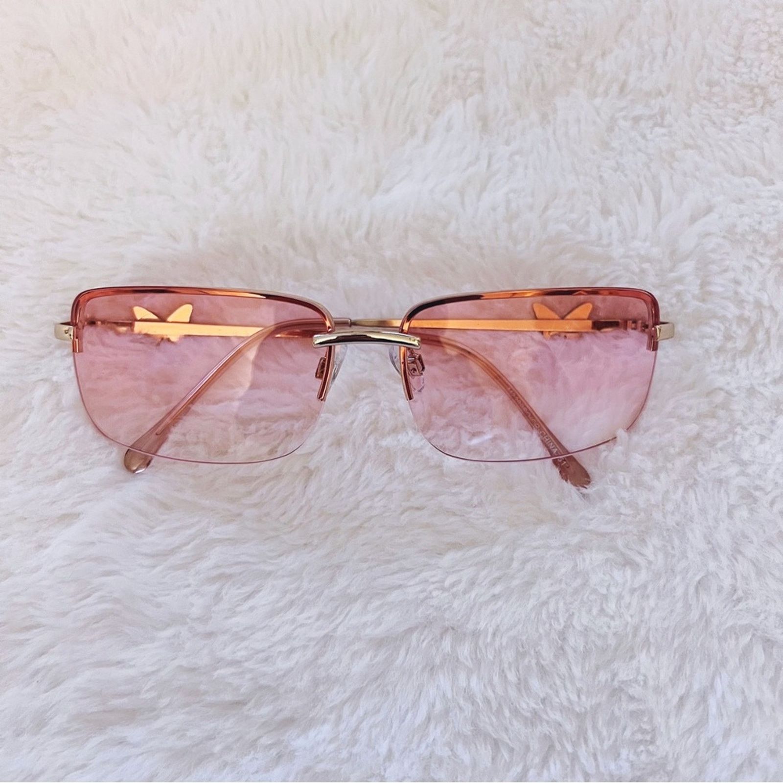 Other Delia Pink Rimless Butterfly Accent Sunglasses | Grailed