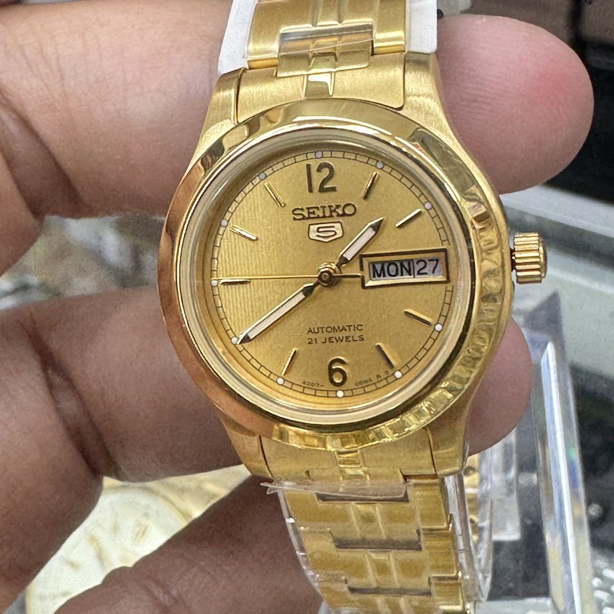 Seiko Women/ Ladies Seiko small size Watch, Automatic Movement, | Grailed