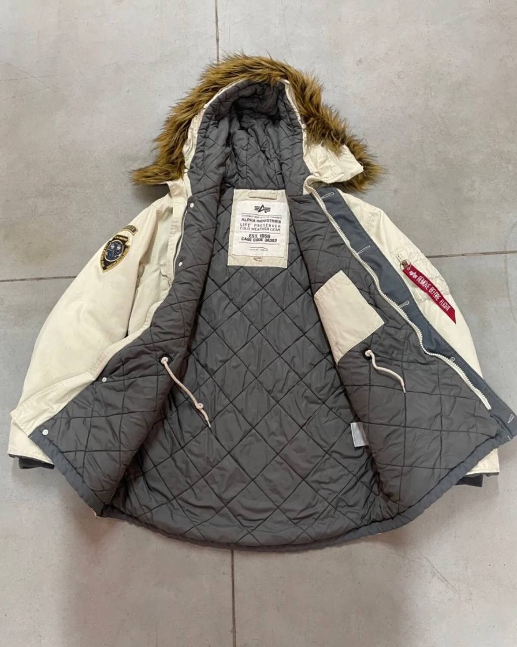 Alpha Industries × Military × Vintage Vintage Alpha Industries Military ...